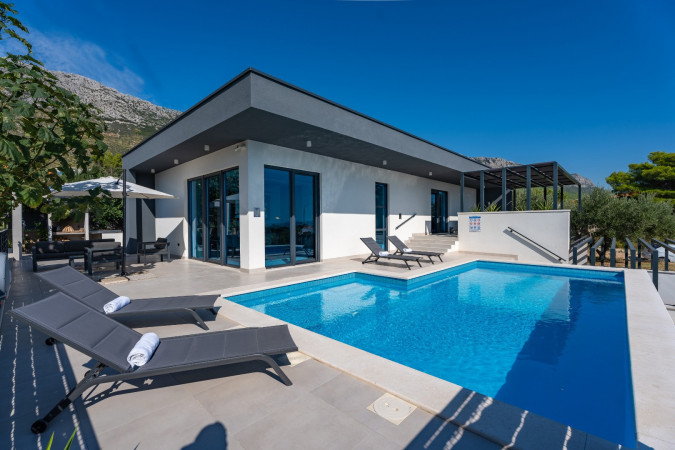 Villa Magdalena avec piscine chauffée, Kaštela, Croatie